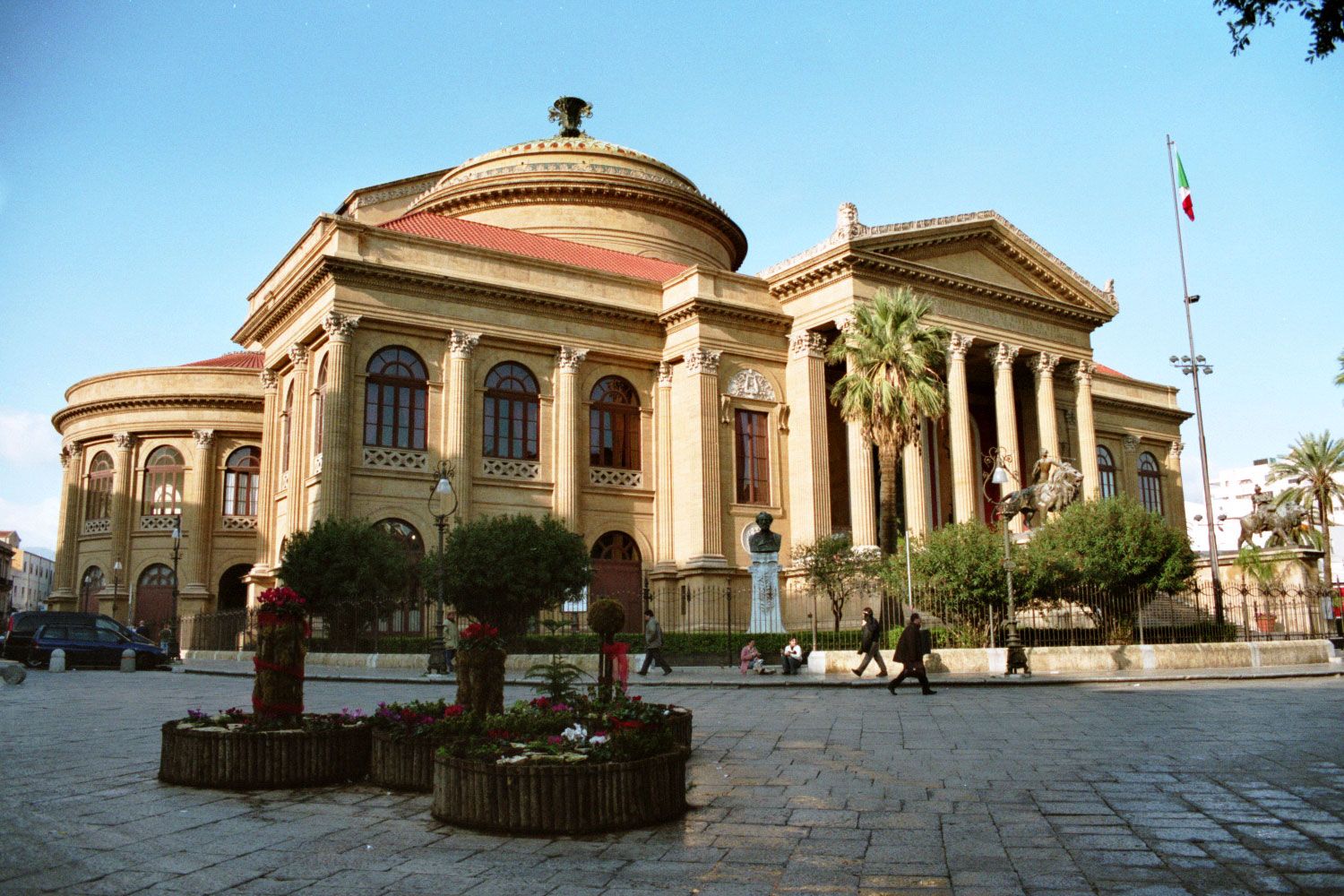 EL Teatro Massimo - Teatro Patologico